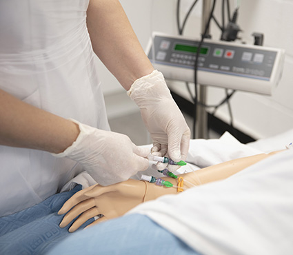 Study Midwifery - University Of Worcester